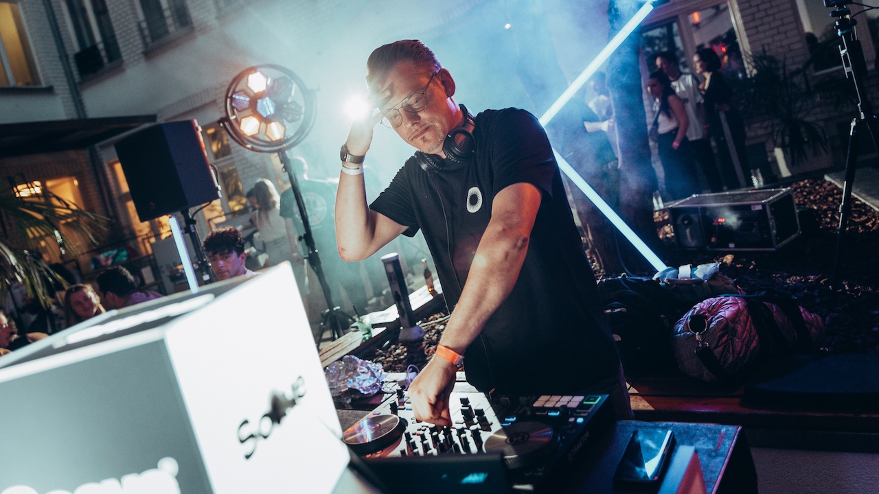 Stay in the Heart of Berlin with Generator - Generator